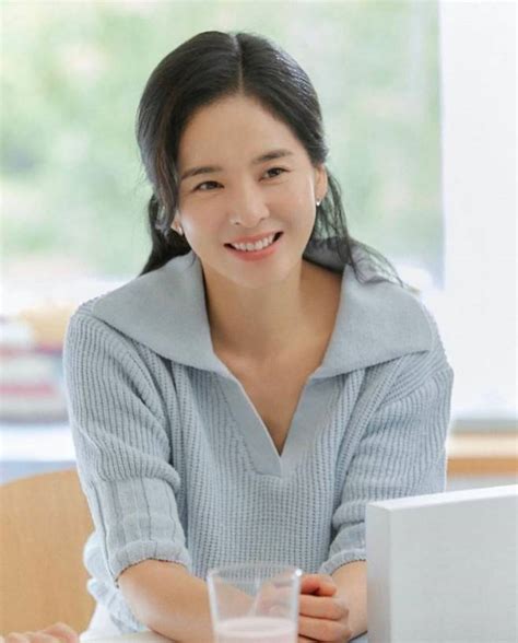 50대 맞아 넘사벽 동안미모 뽐낸 정혜영 근황 스타일링 헤어핏