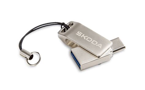 Dual USB 32 GB | Official Skoda Auto E-shop