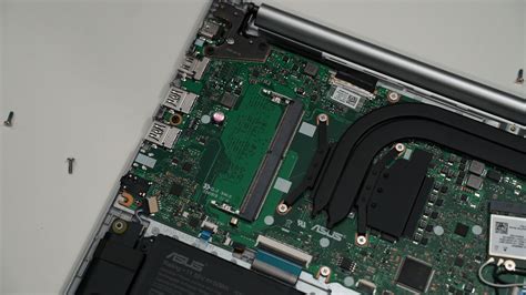 Review Asus Vivobook X M Qa