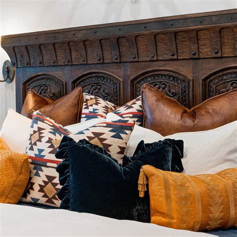 Mariella Chenille Bedding Set Hiend Accents