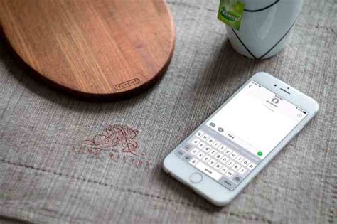 How To Remove Embarrassing Word Suggestions From The Ios Keyboard