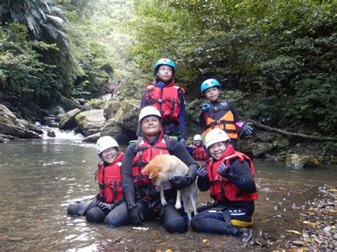 야외 탐험 활동 대만 북부 강 추적 체험 루이팡 반핑강 싼샤 중컹강 비밀탐사 폭포등반 다이빙 워터슬라이드 래프팅 친자하천트레이싱 하천트레이싱 Kkday