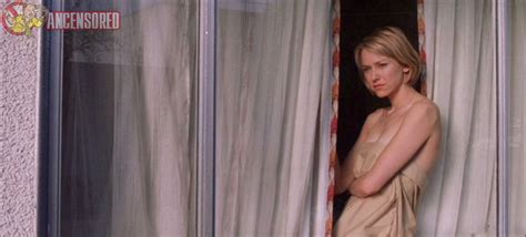 Naked Naomi Watts In We Don T Live Here Anymore