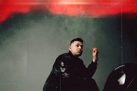 Todays Song Vicu Brings Us Summer Love In “focused On You” Atwood Magazine