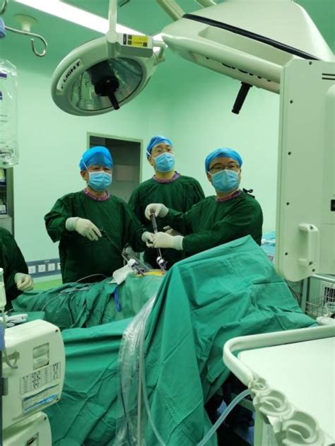 胃串门跑到了胸腔里腹腔镜下手术修补食管裂孔疝 东方养生频道 东方养生