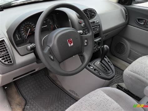 2003 Saturn Vue V6 Interior Photos