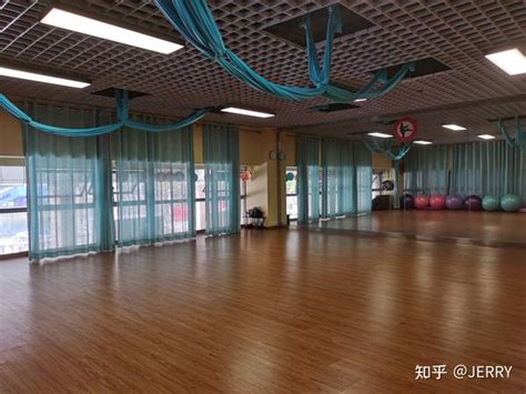 佛山咏春拳馆 佛山成人学咏春拳 佛山少儿青年学咏春拳 武术之乡 仁义咏春拳馆佛山千灯湖分馆 佛山咏春拳 知乎