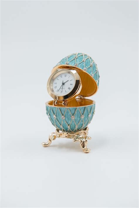 Яйца Фаберже каталог Музея Фаберже Купить Яйца Фаберже цена фото описание в магазине музея