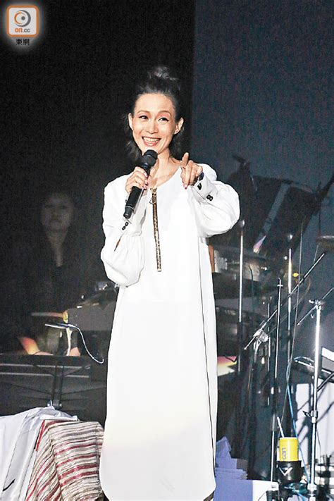 趙學而拒唱《皆大歡喜》 東方日報