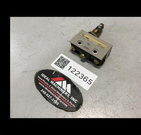 Used Omron Limit Switch D4mc 5040 Used For Sale At Ideal Machinery