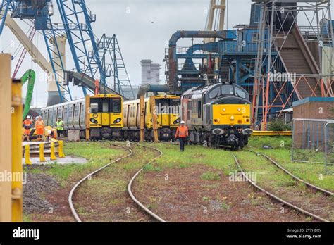 Rail Operations Group Class 37 Locomotive Shunting Scrap Merseyrail