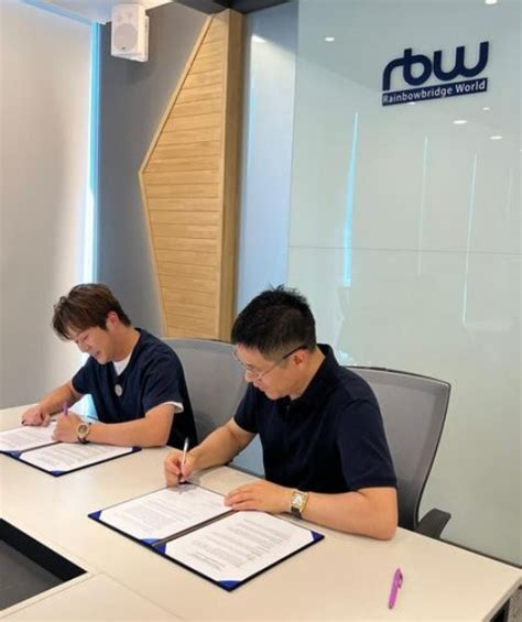 Singaporean Ceo David Yong Debuted As A K Pop Star And Heres Why Koreaboo