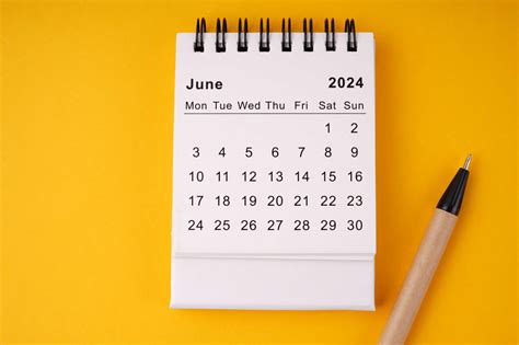 Day And Date Differences Explained All You Need To Know AmazeLaw