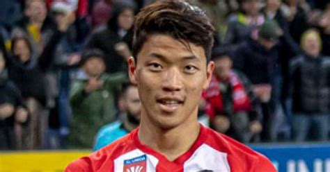 황희찬 페널티킥 골 데뷔 첫 10 10클럽