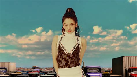 ITZY DALLA DALLA Who S Who K Pop Database Dbkpop Com