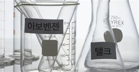 더우먼동아 에코 뷰티 깐깐하게 고르자 꼭 피해야 할 화장품 유해 성분 체크 리스트 공개