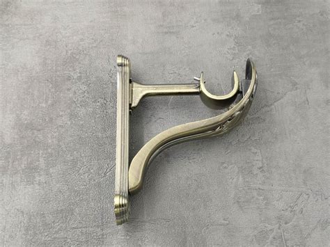 ᐉ Карниз Quadrum Авея рифлена штанга одинарний ретро 25 мм 320 см Антик 262045051 • Краща ціна