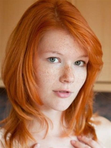 Pin Von Charlie Zimmerman Auf Redheads Hübsche Damen Sommersprossen