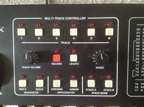 MATRIXSYNTH Sequential Circuits Six Trak Synthesizer SN 002793 With Instruction Sheet MIDI