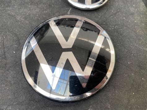 Emblema Vw Golf 8 Passat B8 Facelift Arteon Sigla Grila Varianta Pentru