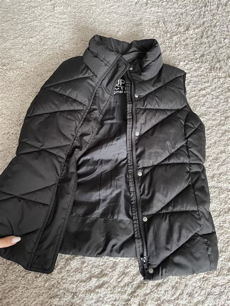 Жилет безрукавка — ціна 420 грн у каталозі Жилетки Купити жіночі речі за доступною ціною на Шафі