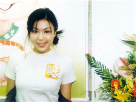 終於找到家駒女友了，真不容易，她才是家駒的最愛 每日頭條