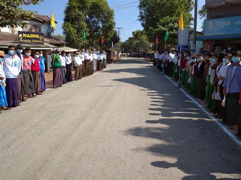 ရွှေကျင်မြို့တွင် ၇၅ နှစ်မြောက် စိန်ရတုပြည်ထောင်စုနေ့ အထိမ်းအမှတ် ကတ္တရာထပ်ပိုးလွှာခင်းခြင်း ဖ