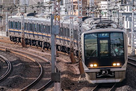 網干総合車両所明石支所 321系 D25編成 の写真 鉄道写真投稿サイトtrain Directory