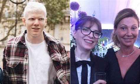 ბერა ყვე­ლა­ზე კე­თილ­შო­ბი­ლი ადა­მი­ა­ნია ვი­საც კი ვიც­ნობ პა­ტა­რა ბავ­შვი­ვით სუფ­თა ბი