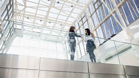 Консултантски услуги относно програми за безвъзмездно финансиране