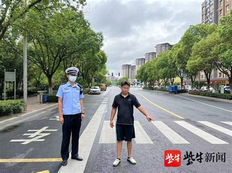 母子三人被电瓶车撞了 肇事者竟睡草地躲一夜电动车监控于某