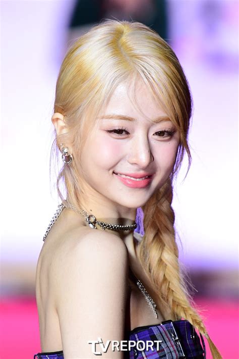 [t포토] 허윤진 사랑스러운 금발