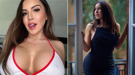 Model Who Hasnt Had Sex In Three Years Says Finding A Man Is Top Of Her Christmas List