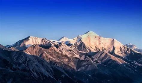 阿尼玛卿山——传说是观世音菩萨的道场 每日头条