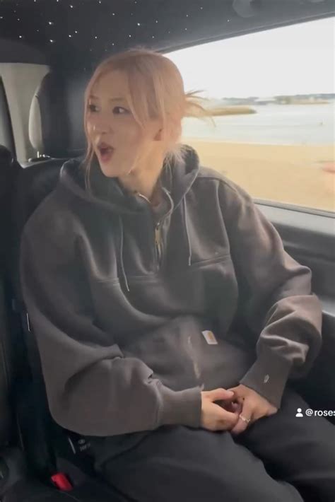 로제 칼하트 후드집업 예쁘네요 패션 에펨코리아