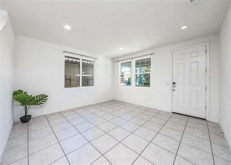 2673 N Dee Ann Ave Fresno Ca 93727 Redfin