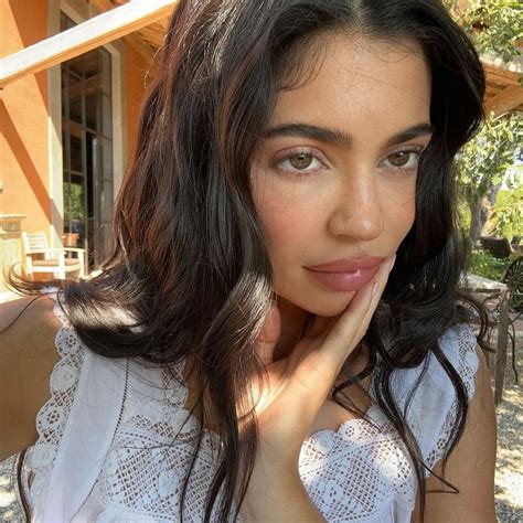 See Kylie Jenner Look Blissful In A Breezy Embroidered Top And Jeans