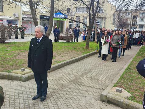 ГЕРБ СЛИВЕН СЕ ВКЛЮЧИ В ОБЩОГРАДСКАТА ВЪЗПОМЕНАТЕЛНА ЦЕРЕМОНИЯ ПО