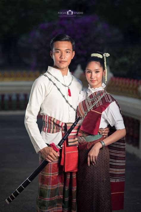 ลานคำดีไซน์ ชุดอีสาน Thailand Fashion Style Costumes