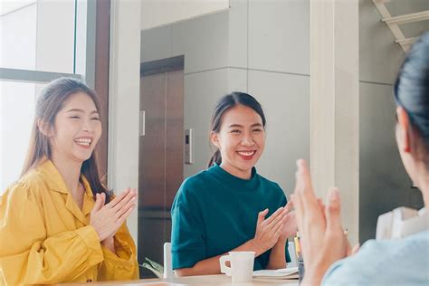 「性騷擾申訴」完全只看主觀感受嗎？從法院判決來看標準與平衡 ｜雲端人事系統｜飛騰雲端