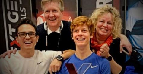 Chi è Il Fratello Adottivo Di Jannik Sinner Mark Di Origini Russe