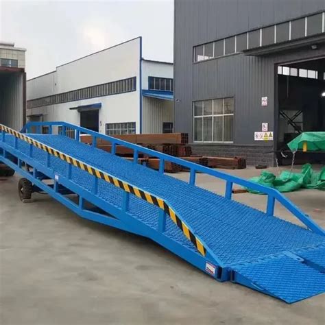 10 Tons Forklift Use Mobile Yard Ramp Bridge Leveler Container Loading Dock Yard Mobile