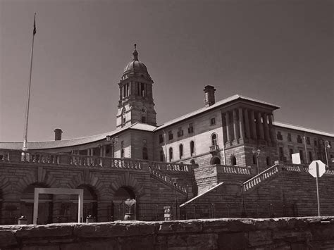 the gnu option anc plays for time — centre for risk analysis