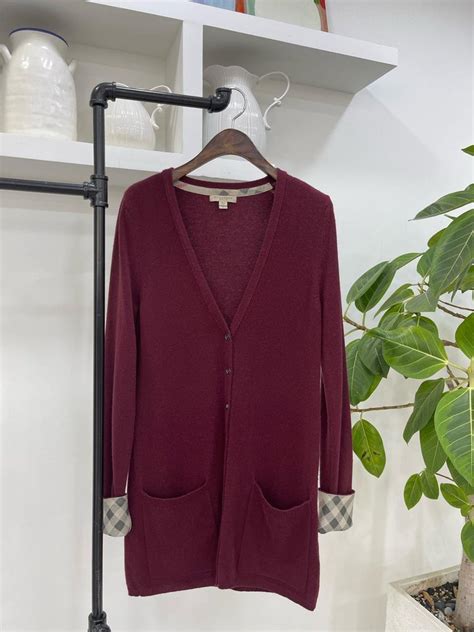 정품 버버리 여성 캐시미어 가디건 헬로마켓
