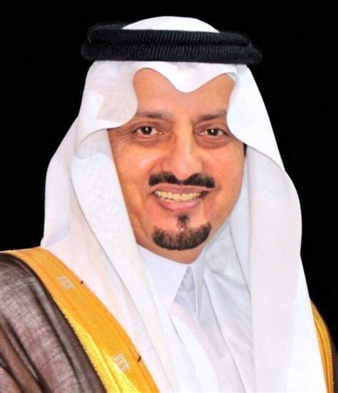 فيصل بن خالد العلم الوطني شاهد عيان على مسيرة و بطولاتِ تأسيس