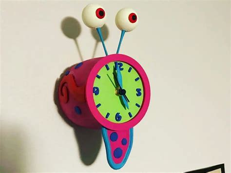 Gary The Snail Clock From Spongebob Squarepants Spongebob Spongebob House Funky Decor