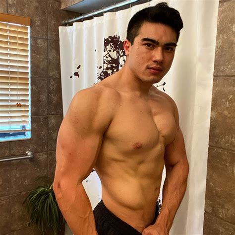 Axel Kane Returns To Gay Porn And Fucks Dakota Lovell