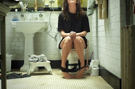 15 Hilariously Unrealistic Movie Sex Scenes