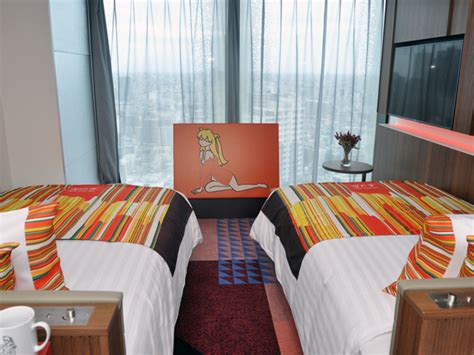 エンタメ特化の高層複合施設「東急歌舞伎町タワー」公開 エヴァコラボのホテルルームも Cnet Japan