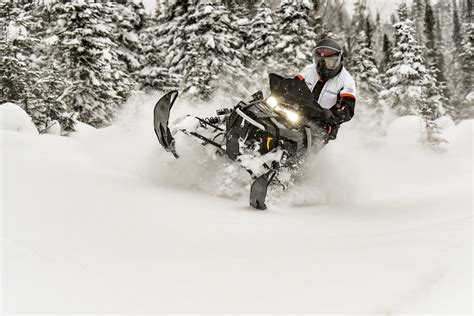 2017 Polaris 800 Switchback Assault 144 Essai Passion Motoneige Magazine